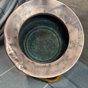 Vintage Copper Large Round Lightweight Floral Jardinière Flower Pot ...