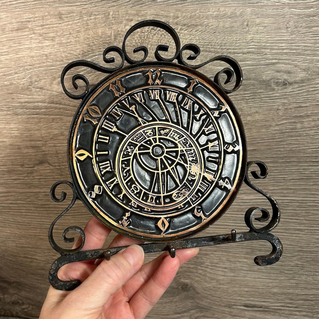 Vintage Astronomical Zodiac Astrology Roman Numeral Clock Design Rustic ...