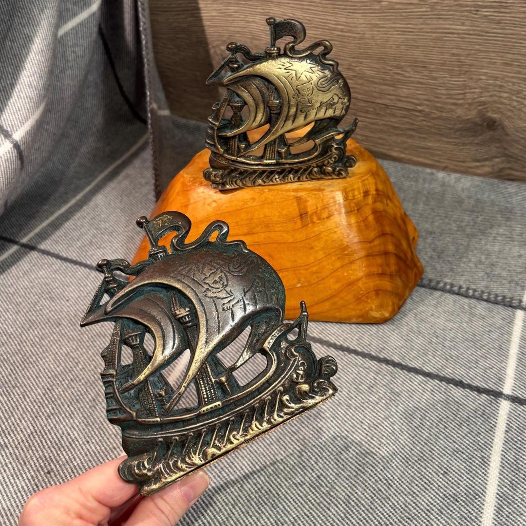 Vintage Brass Sailing Galleon Ship Lion Tiger & Star Flag Bookends ...