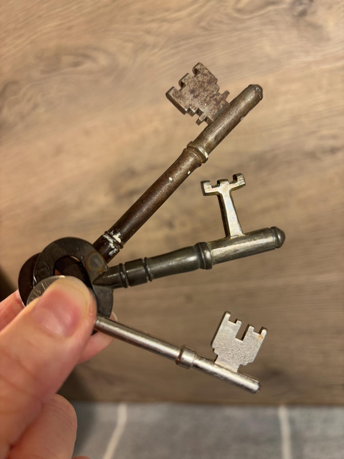 Vintage Chubb Round and Oval Bow Three Old Keys | Original English ...