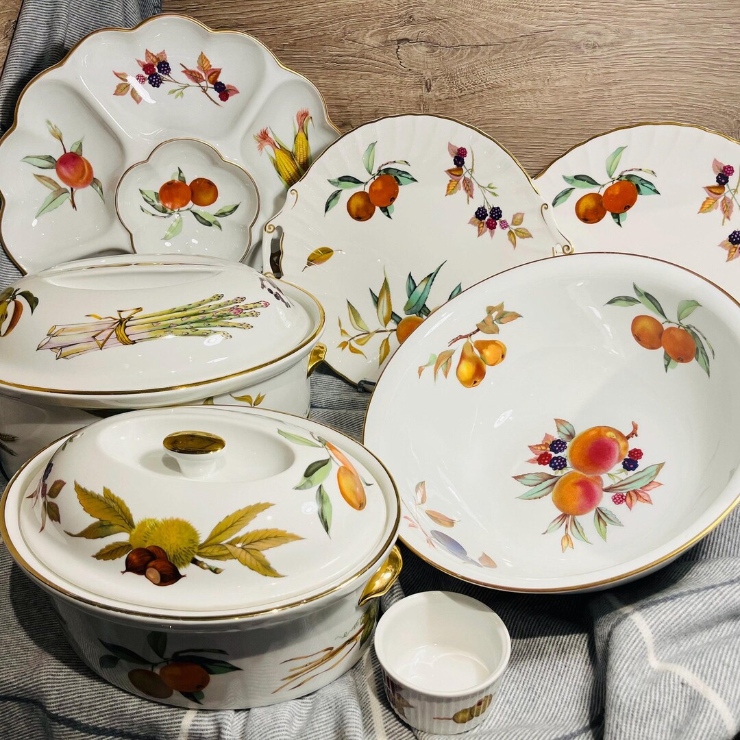 Vintage 1961 Royal Worcester Fine Porcelain 'evesham' and 1974 'arden ...