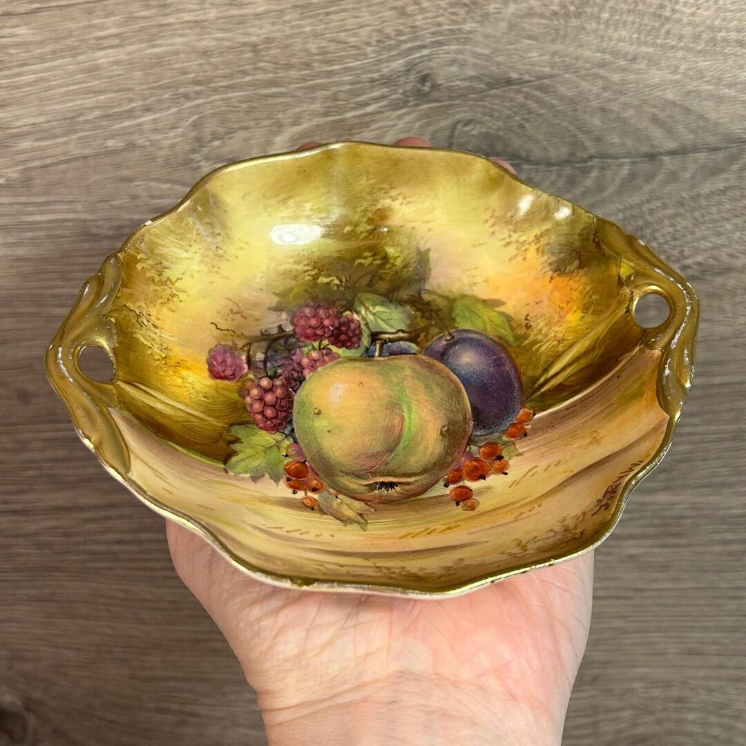 Vintage 1950s Royal Winton Hand Painted Gilded Fruit & Berry Trinket ...