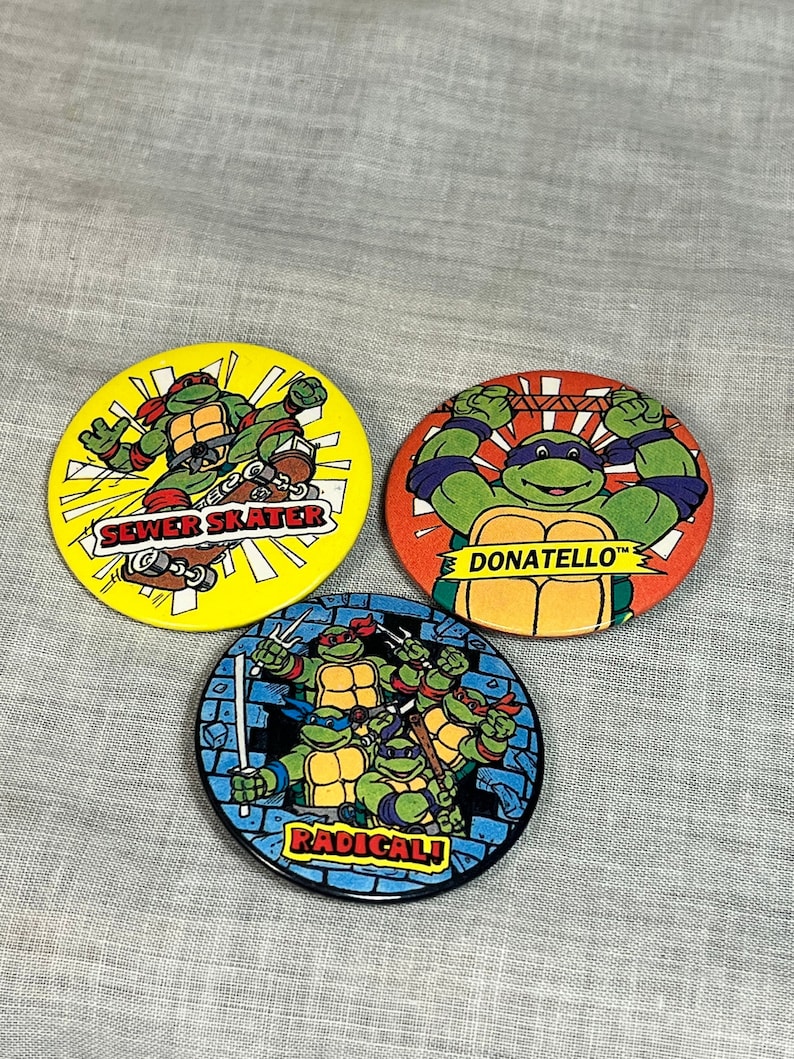 Vintage 1990 Teenage Mutant Ninja Turtles Medallion Brooch Pin - Etsy