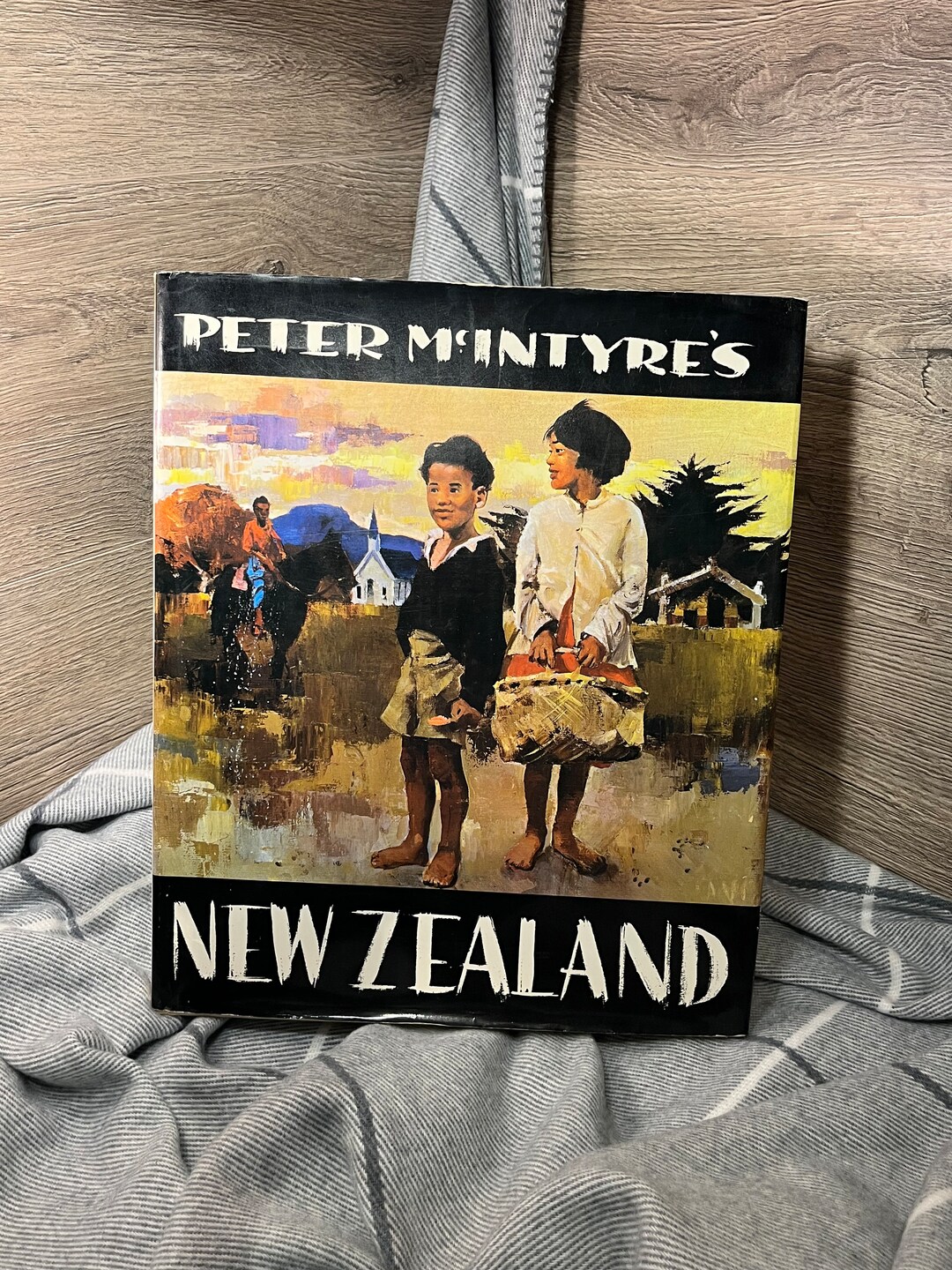 Vintage 1965 Peter Mcintyre 'new Zealand' Hardcover Book With a Special ...
