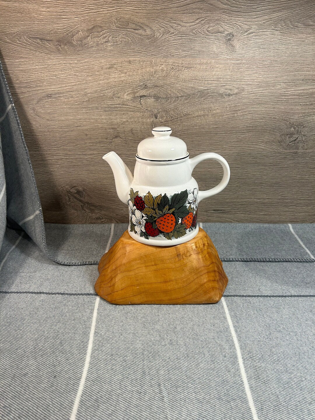 Vintage Mid Century Pfaltzgraff Simpsons Division Strawberry Fair Made ...