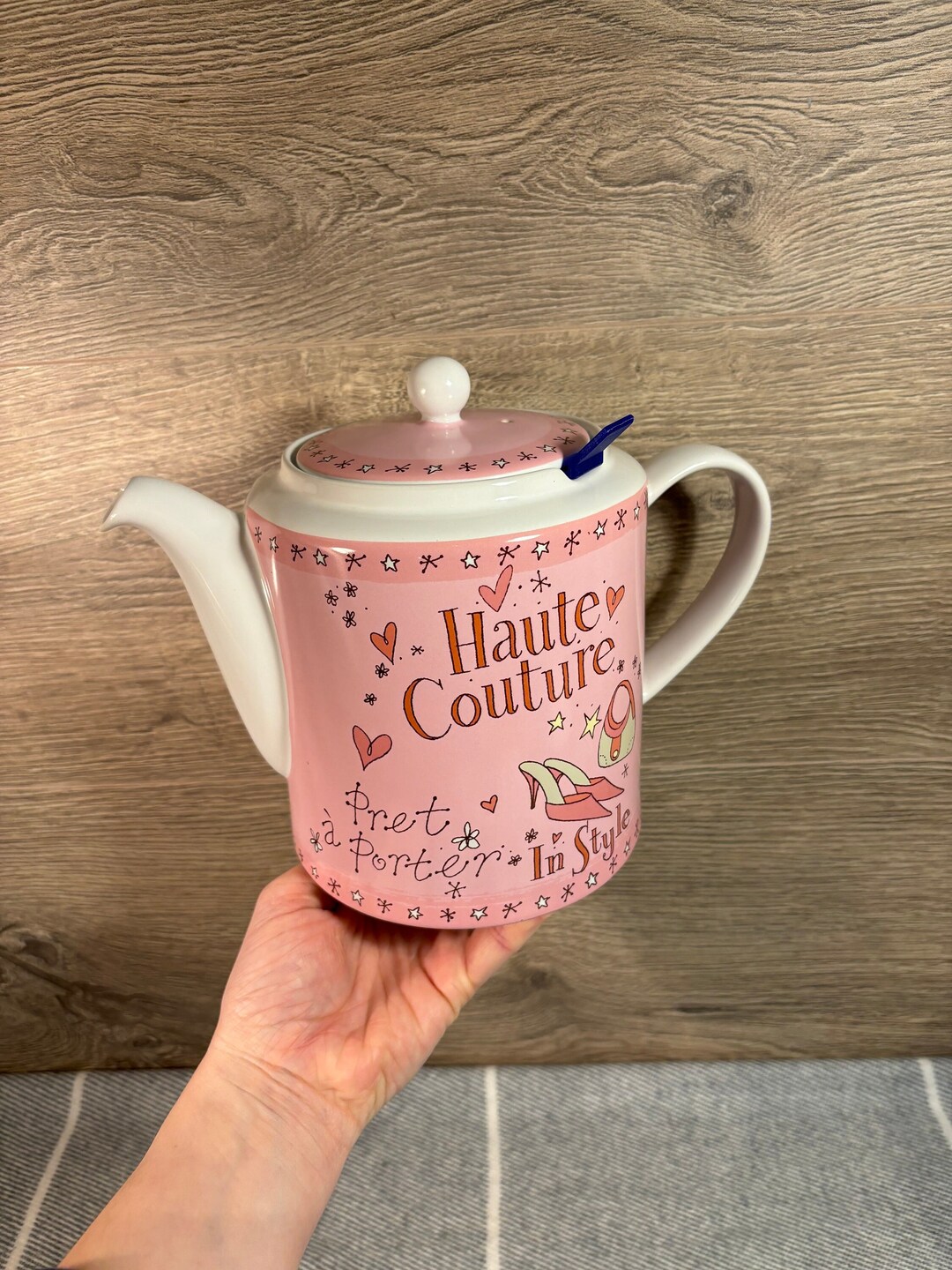 Preloved Whittard of Chelsea Pretty in Pink Haute Couture Prêt à Porter ...