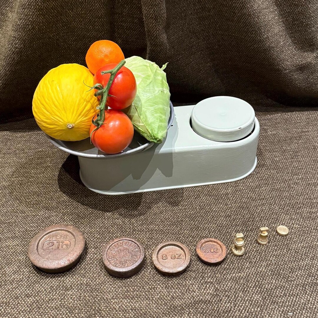 Vintage Harper Pastel Sage Mint Green Painted Enamel Balance Weighing ...