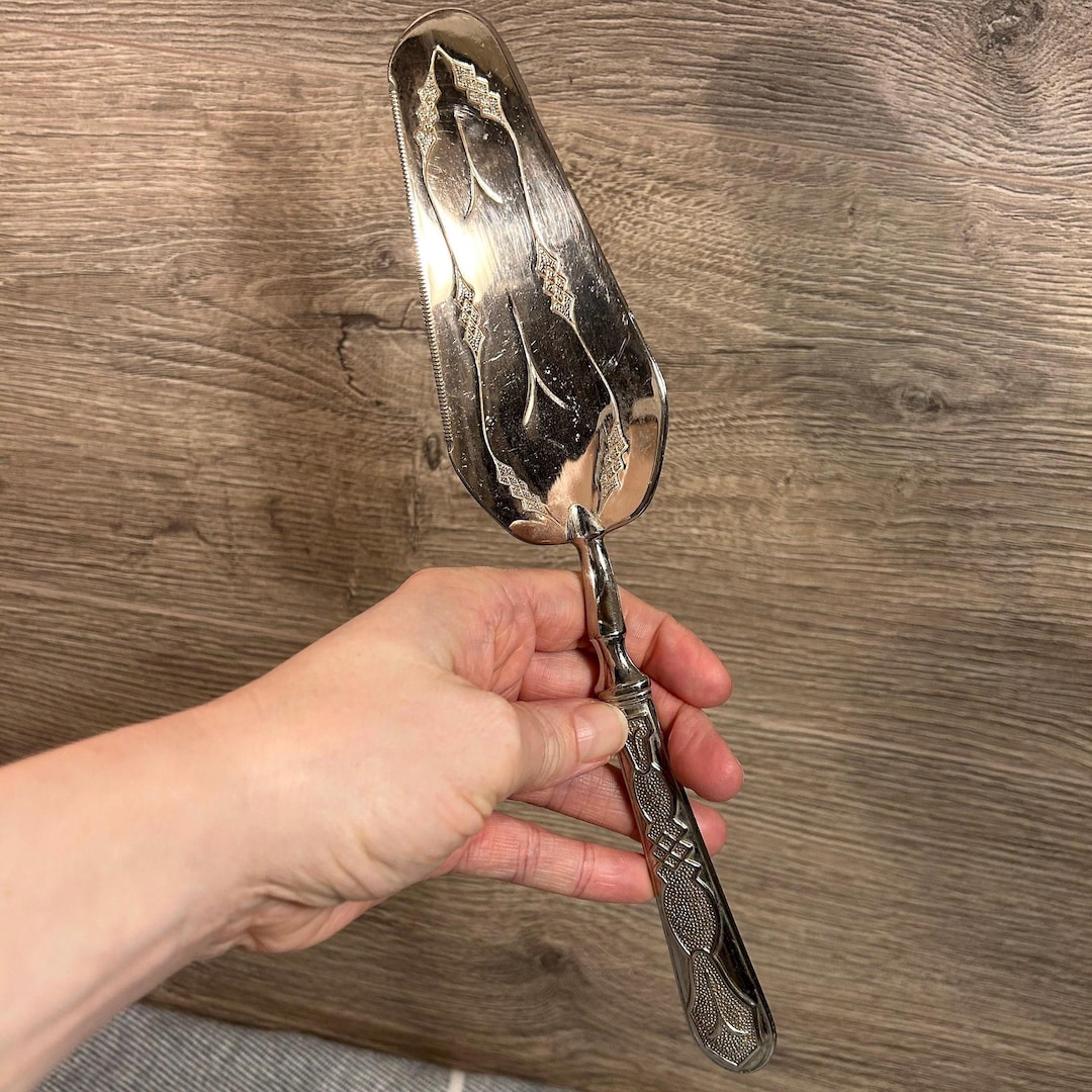 Vintage Queen Anne Silver Plated Cake Slice Server Made in England ...
