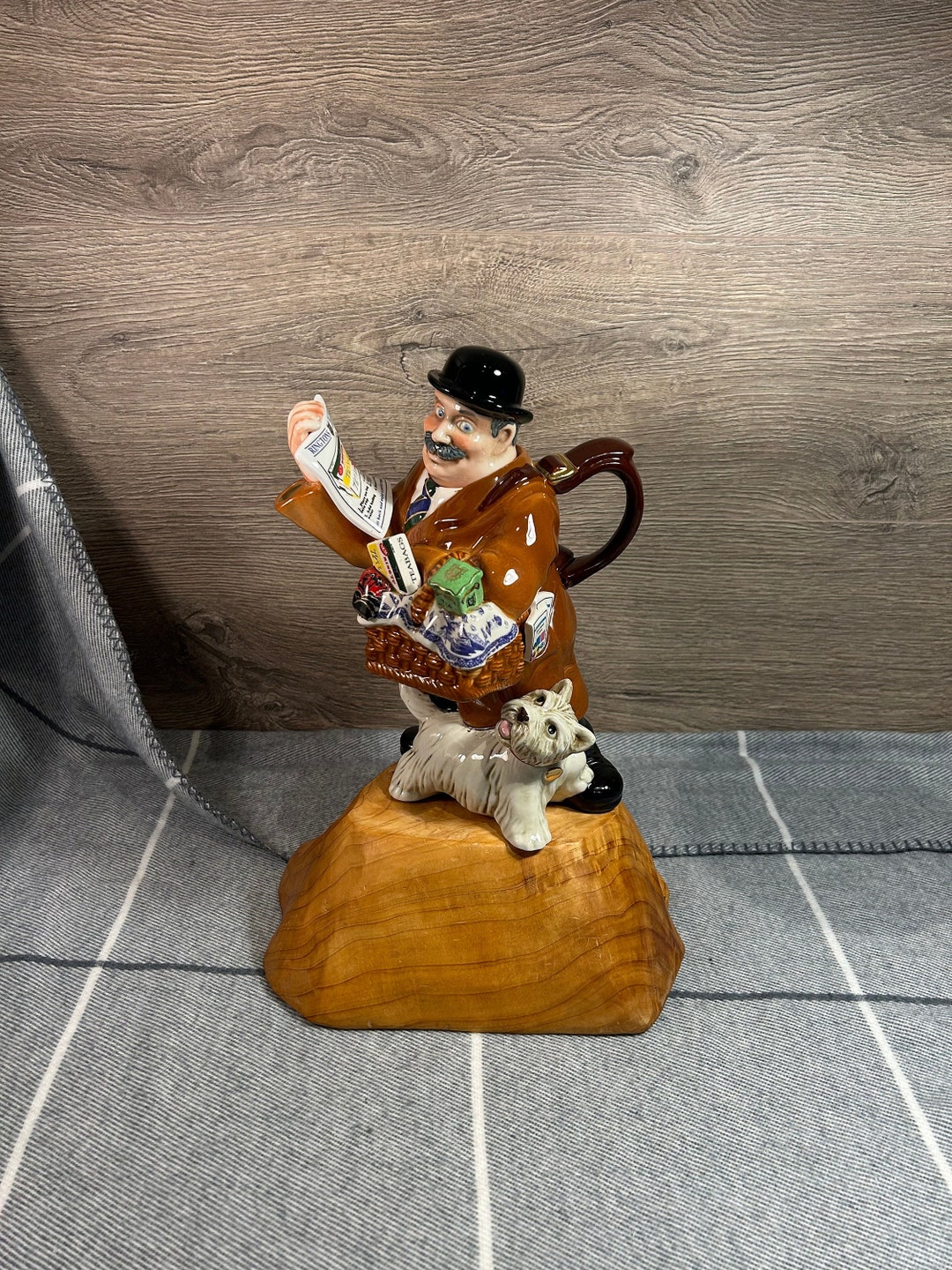 Vintage Paul Cardew Design Maurice Delivery Man Ringtons Teapot ...