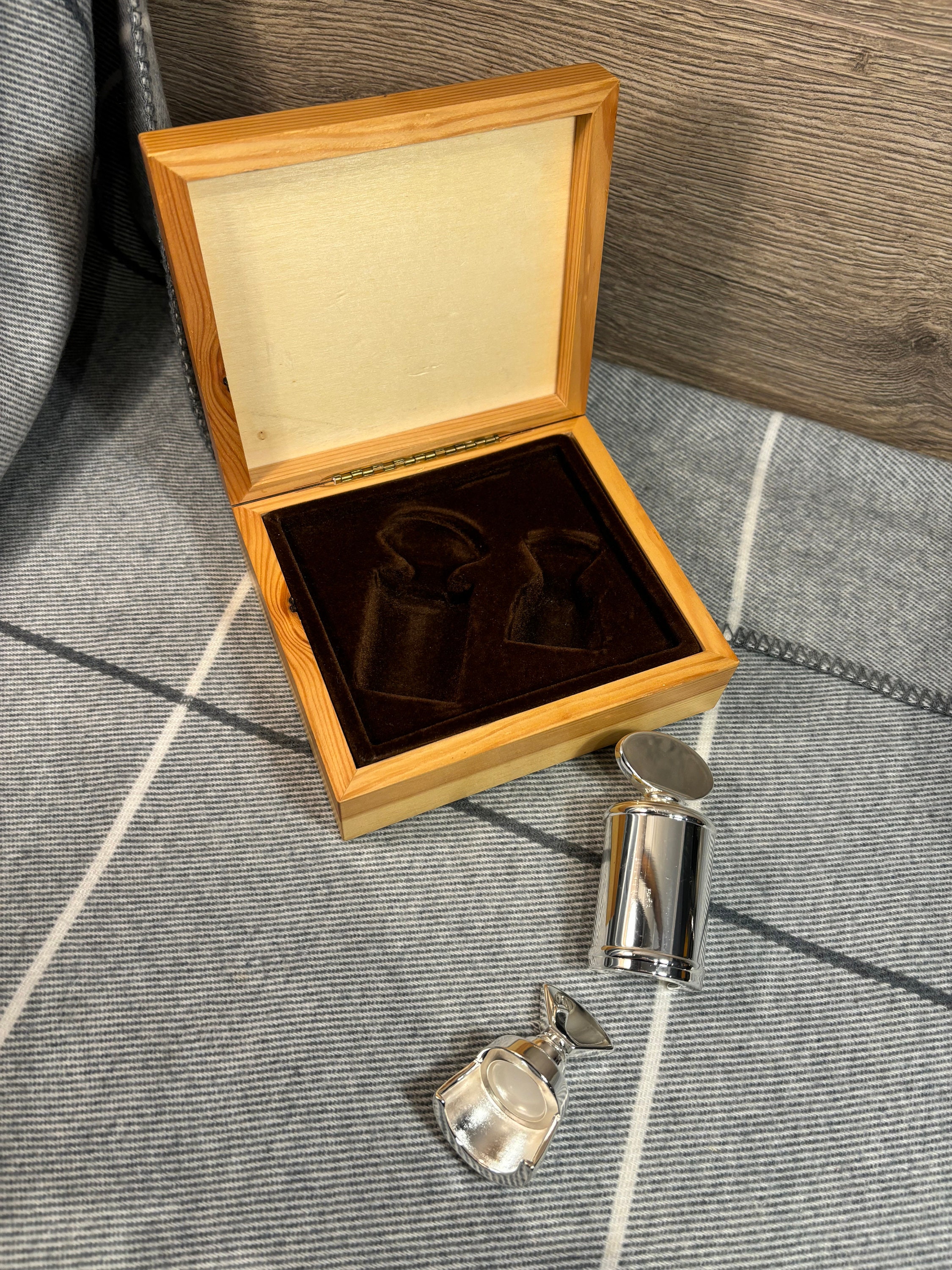 Vintage L'esprit & Levin Debouche Et Rebouche Champagne Opener and ...