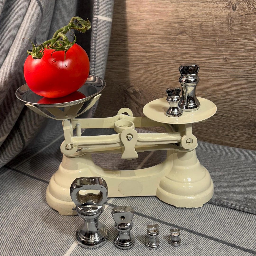 Vintage Librasco Retro Minimalist White Cream Kitchen Weighing Scales ...