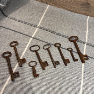Vintage Rustic Patinated Corroded Rusty Distressed Old Iron Metal ...