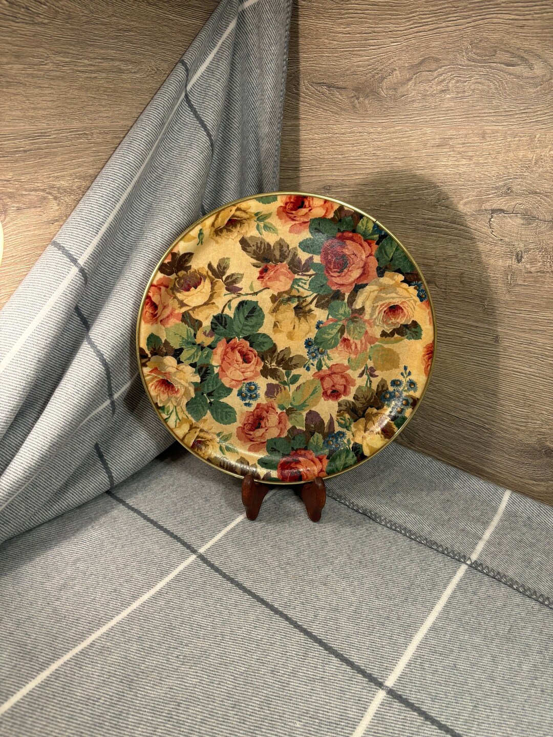 Vintage Chalford Glos Arnold Designs Ltd Round Lightweight Floral ...