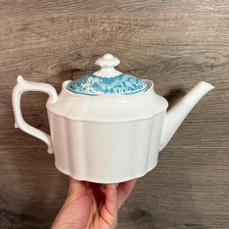 Crown Teapot - Etsy