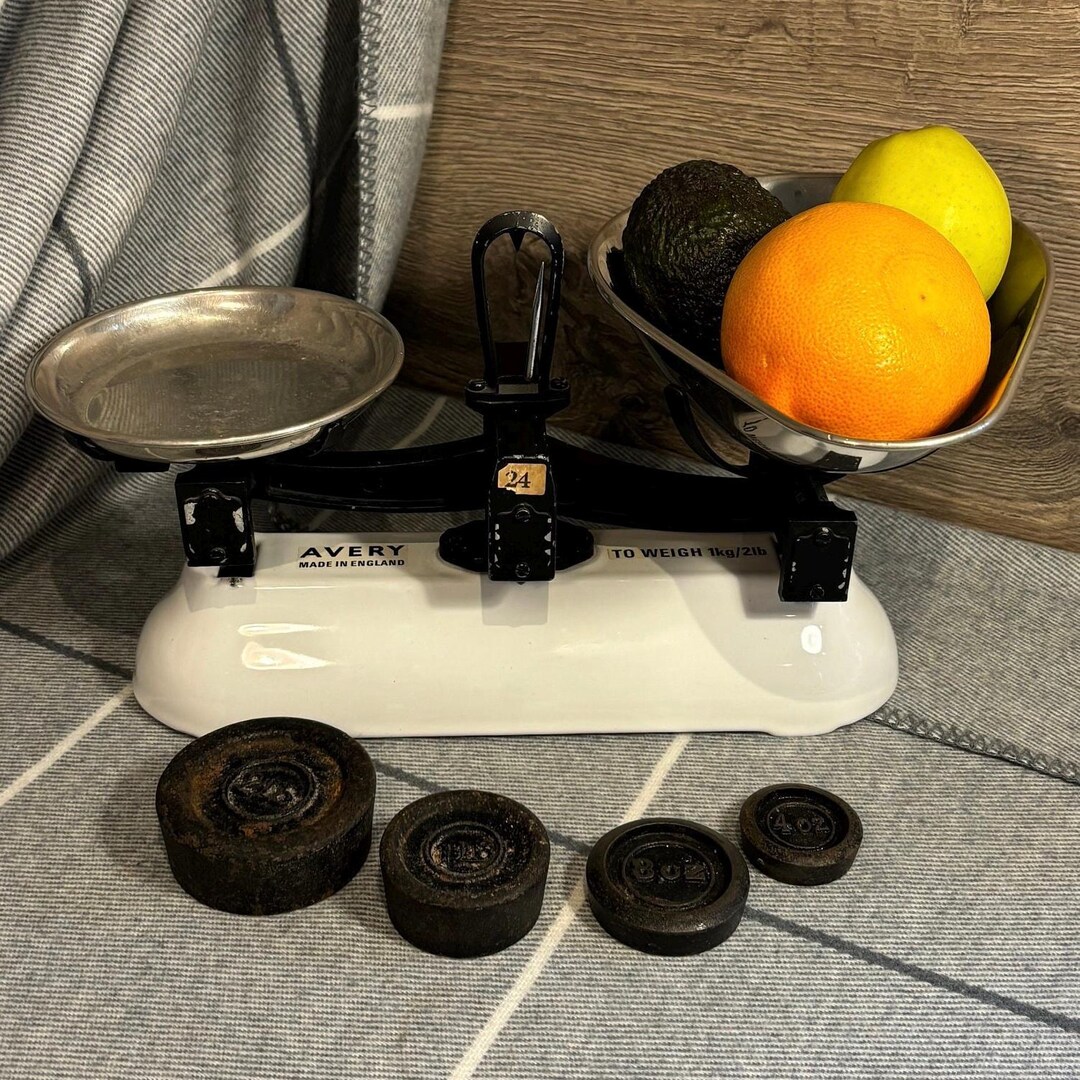 Vintage Avery Made in England Cast Iron White, Black & Silver Tone ...