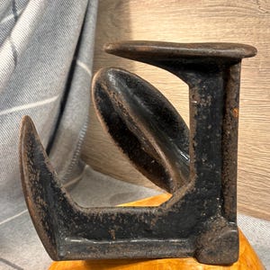 Vintage 3 Derby Cast Iron Three-footed Cobbler's Anvil Shoe Making ...