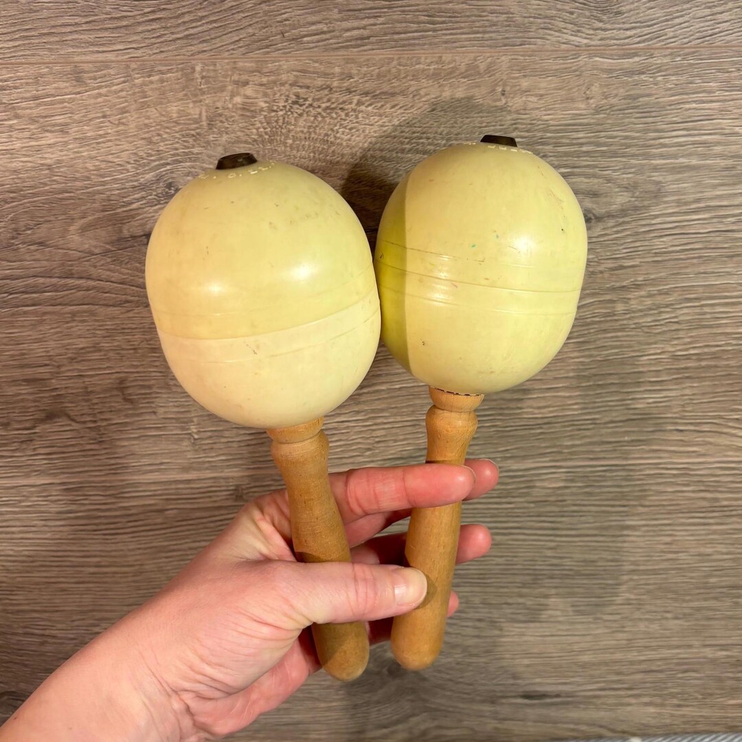 Vintage Master Jazz G LL Set of Maracas | Retro Musical Shakers | MCM ...