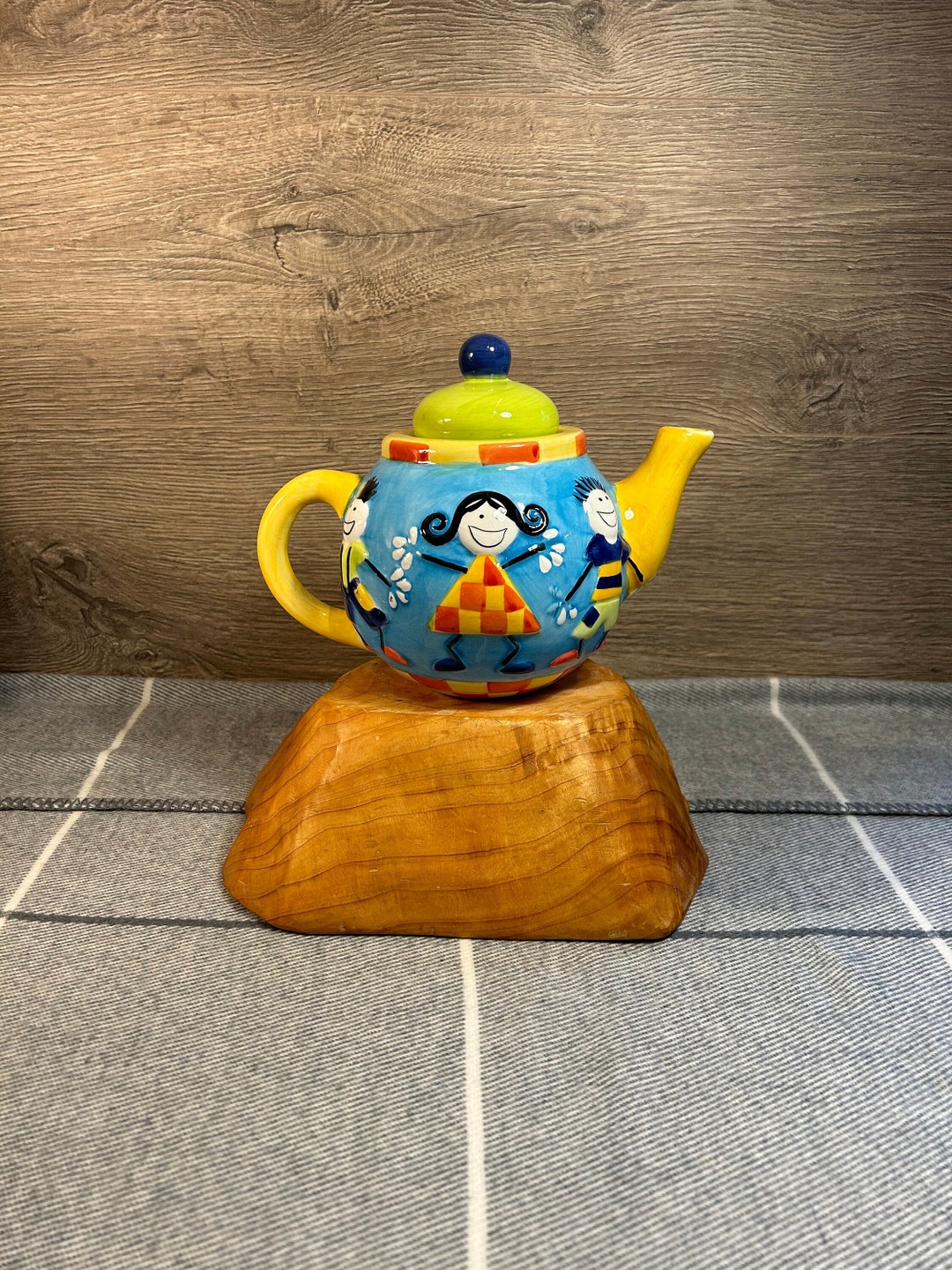 Vintage Rayware Hand Painted Happy Children Multi Colour Round Embossed ...