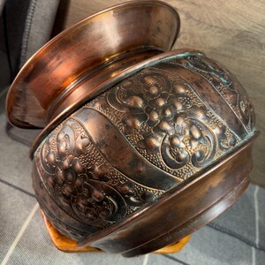 Vintage Copper Large Round Lightweight Floral Jardinière Flower Pot ...