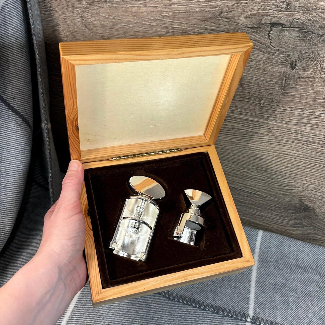 Vintage L'esprit & Levin Debouche Et Rebouche Champagne Opener and ...