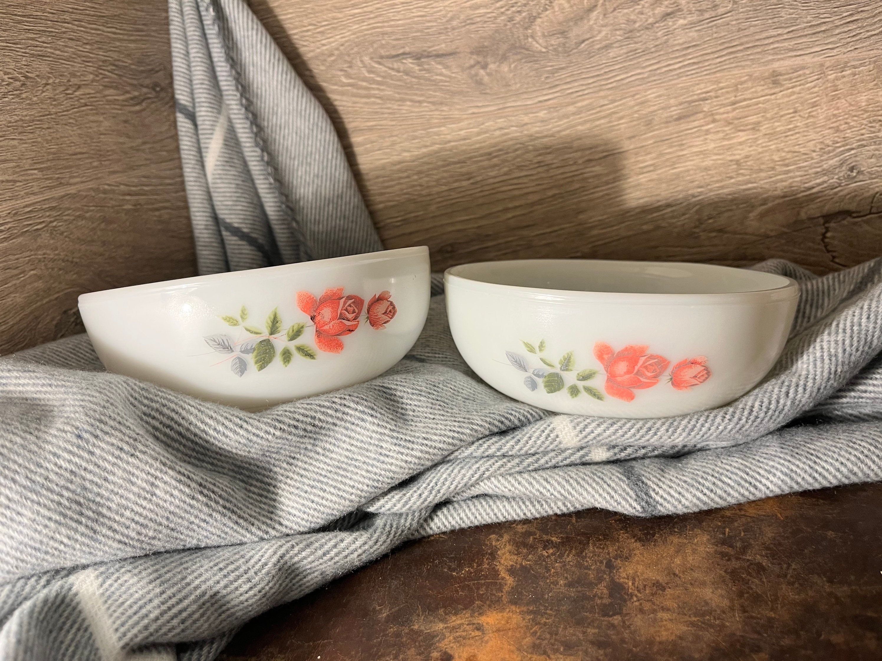 Vintage 1960s Pyrex JAJ Milk Glass June Rose Jockey Cap Bowls X2 - Etsy