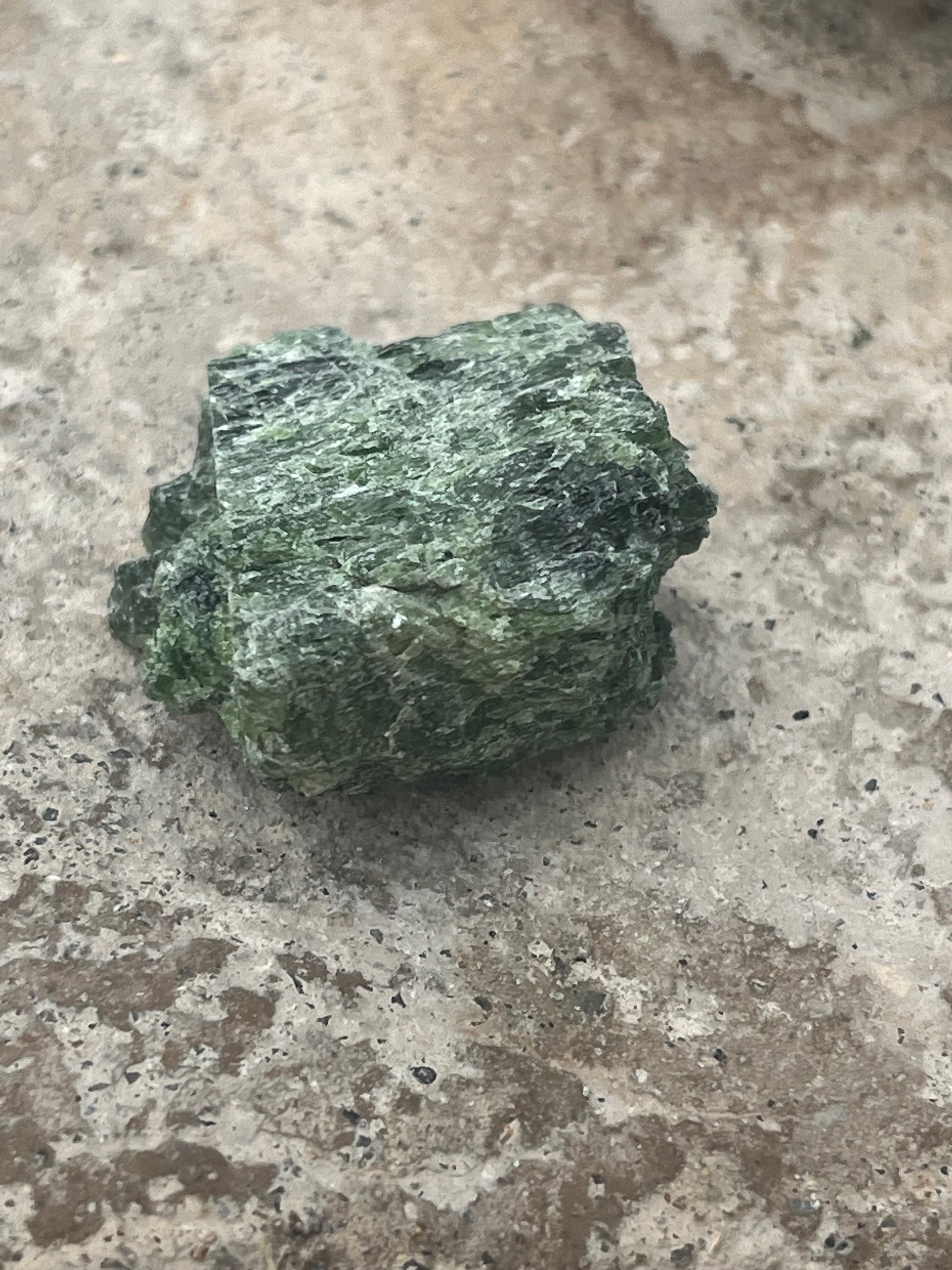 Gorgeous Green Chrome Diopside All Natural Raw Crystal - Etsy