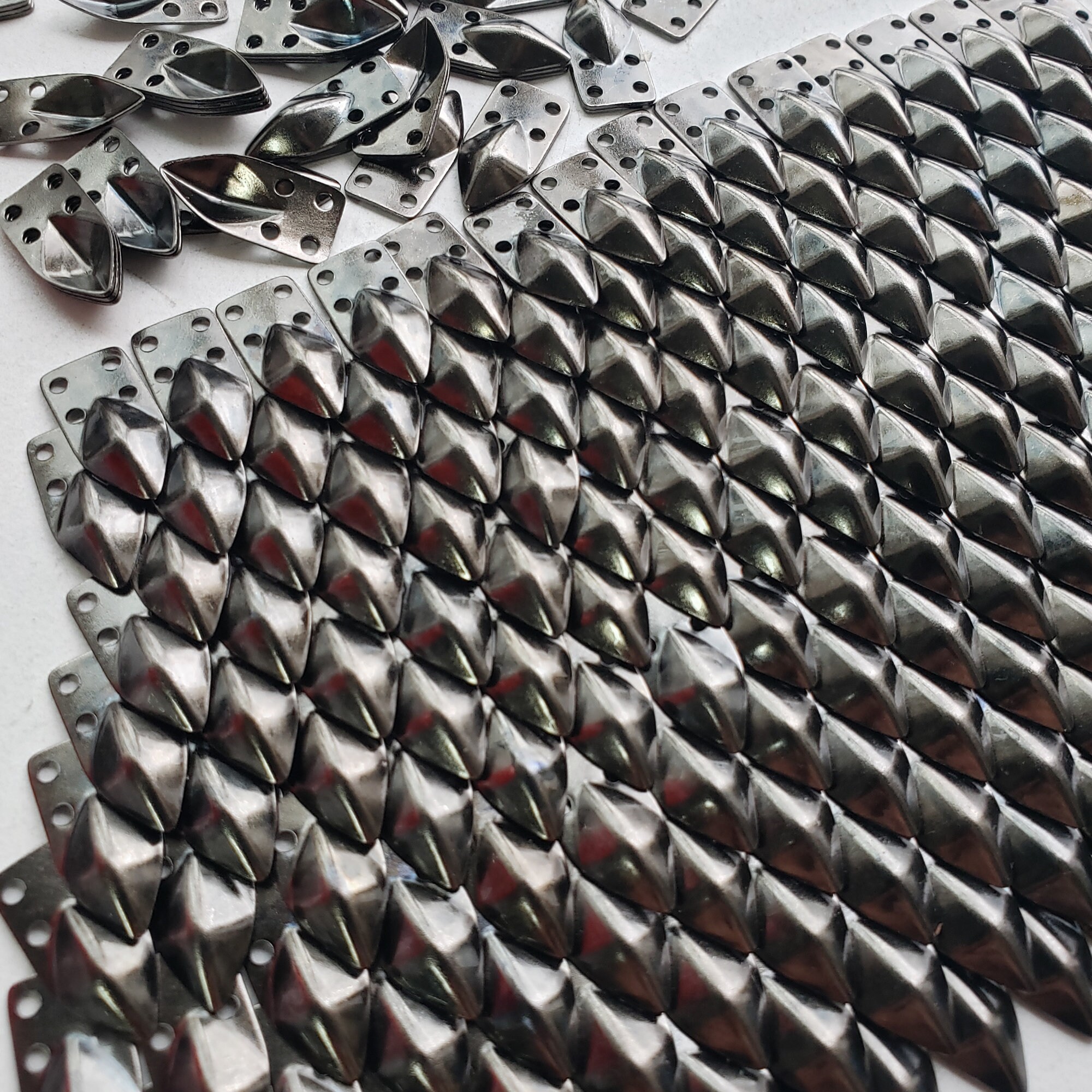 500pcs Gun Black Loose Dragon Scales Lamellar Plates for Armor - Etsy
