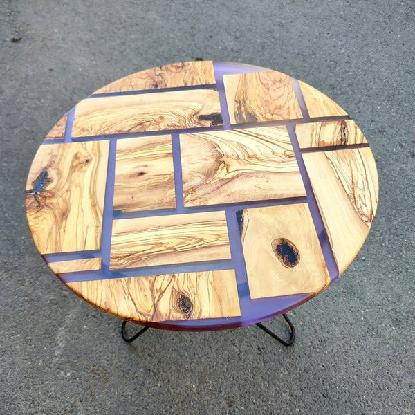Round River Table - Etsy