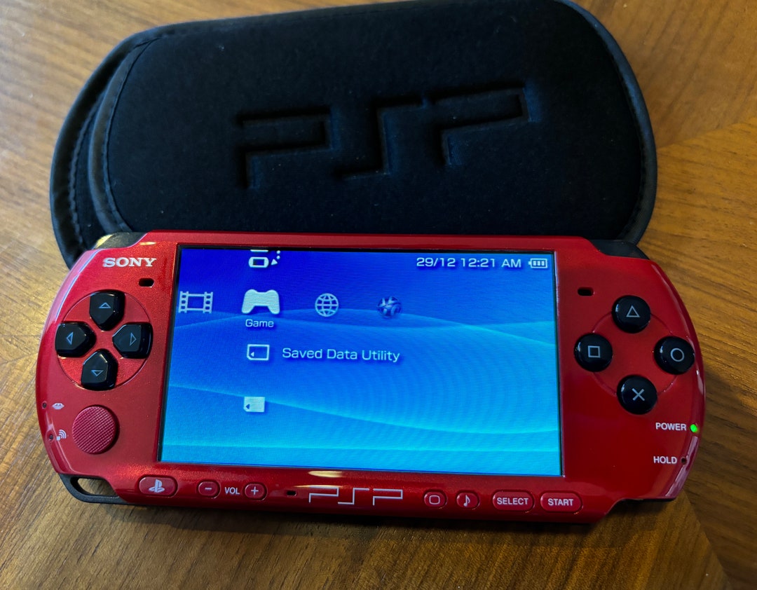 PSP 3000 Custom Color Red and Black Charger Loaded With Custom Firmware ...