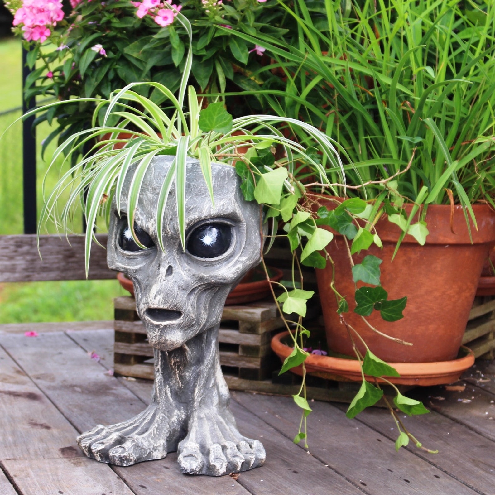 Muggly Alien Father Cosmo 17 Planter Pot for Patio & Garden - Etsy