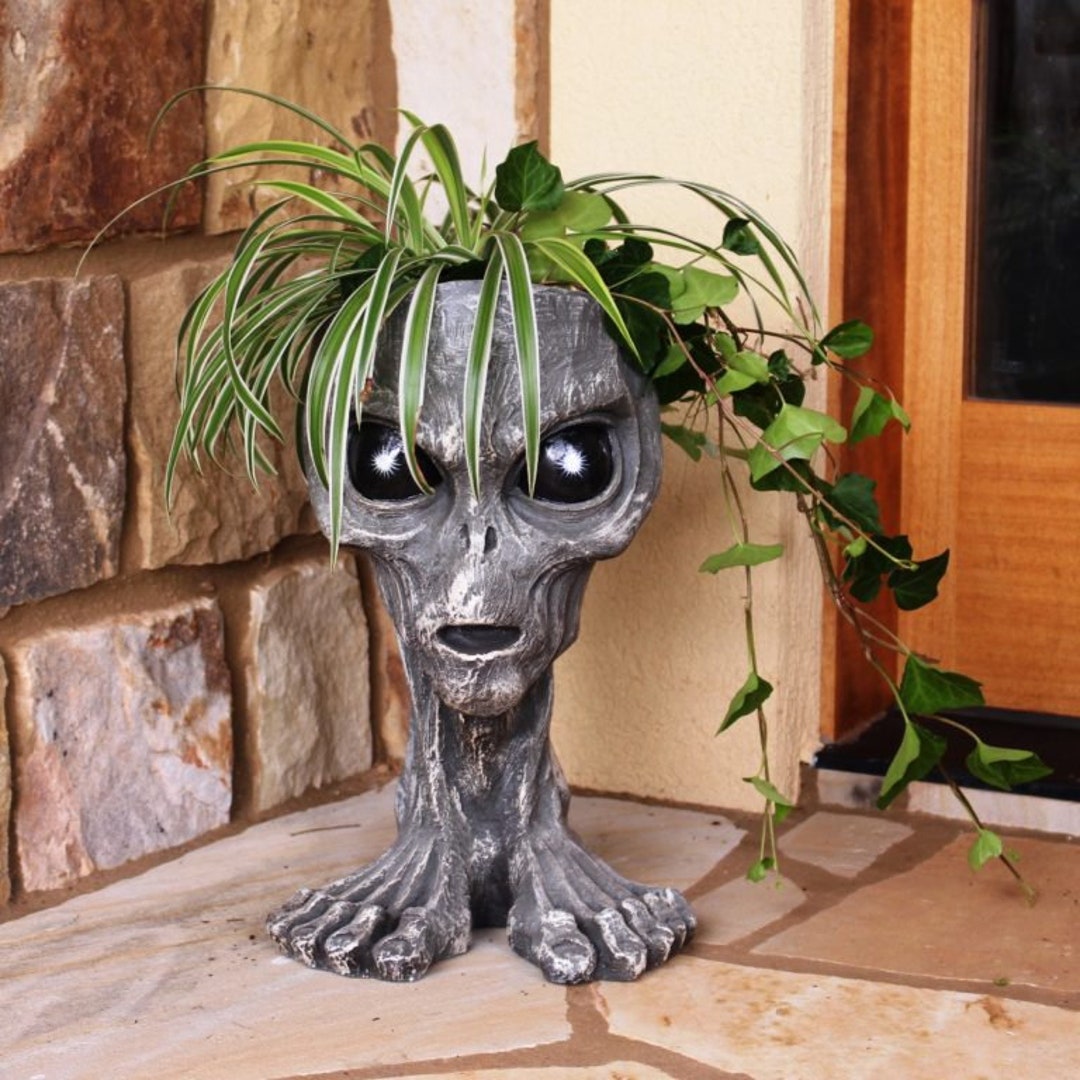 Muggly Alien Father Cosmo 17″ Planter Pot for Patio & Garden - Etsy