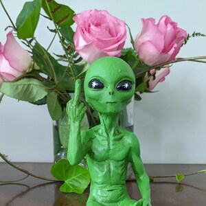 Alien Invasion “rude & Flirty” Alien 10” H Shelf Sitter Figurine Set ...
