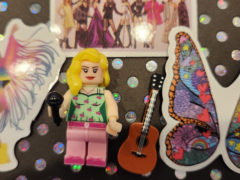 New Custom TAYLOR SWIFT MINIFIGURE Taylor Swift Eras Tour Swiftie ...