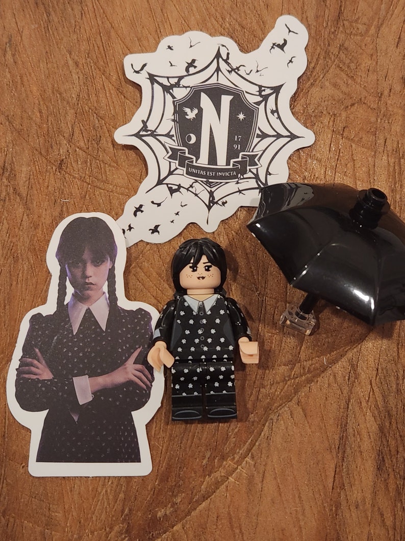 New CUSTOM WEDNESDAY Minifigure Jenna Ortega Addams Family Wednesday ...