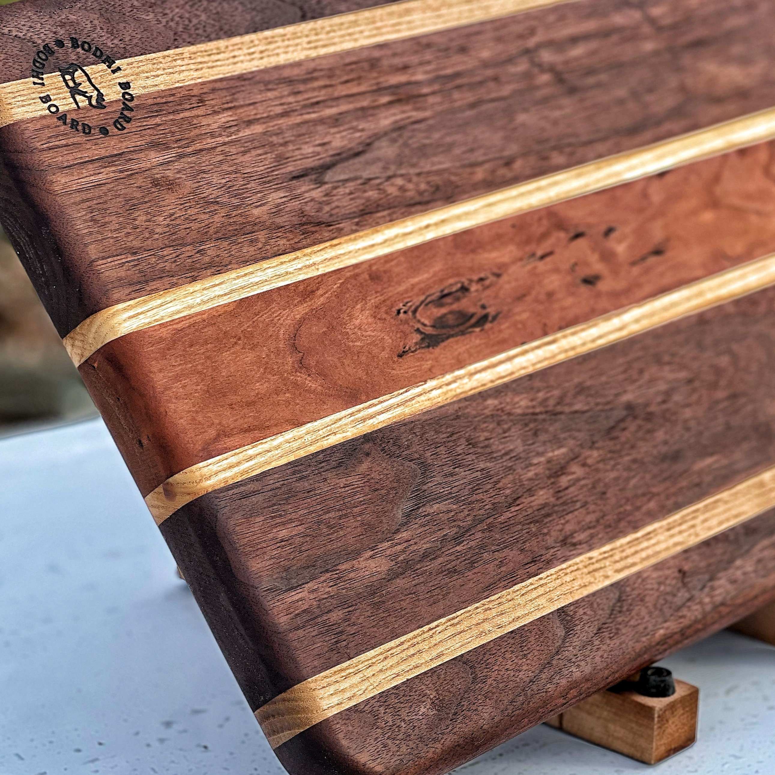 Dog Paw Handle Cutting Board - Etsy