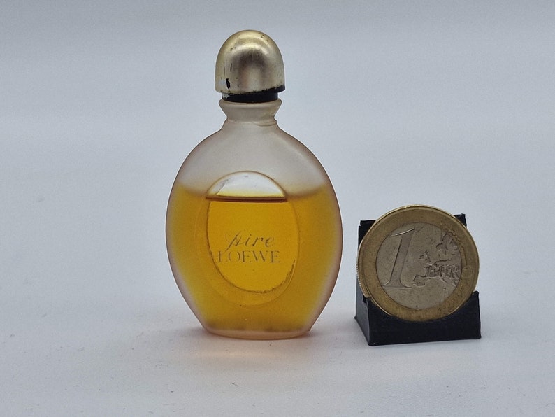 The Scents Are Vintage. Miniatures. Women's Perfume. - Etsy