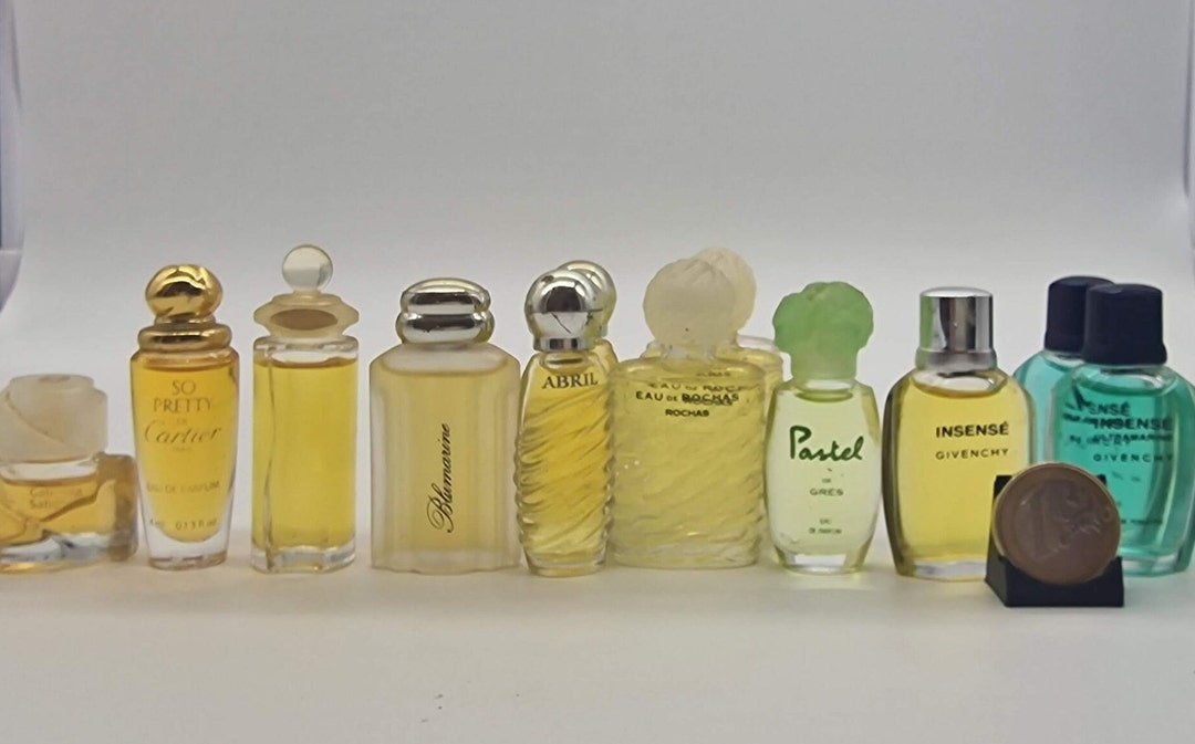 The Scents Are Vintage. Miniatures. Women's Perfume. - Etsy