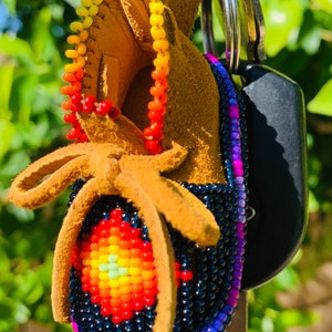 Moccasin Keychain Pattern and Tutorial: Beading Tutorial,assembly Instructions, Pattern Pieces ...