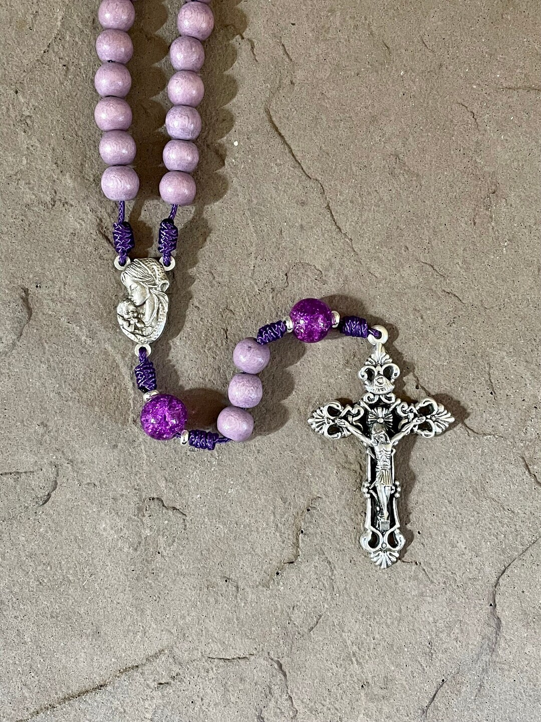 Advent Rosary / Madonna and Child Rosary / Handmade Microcord Rosary ...