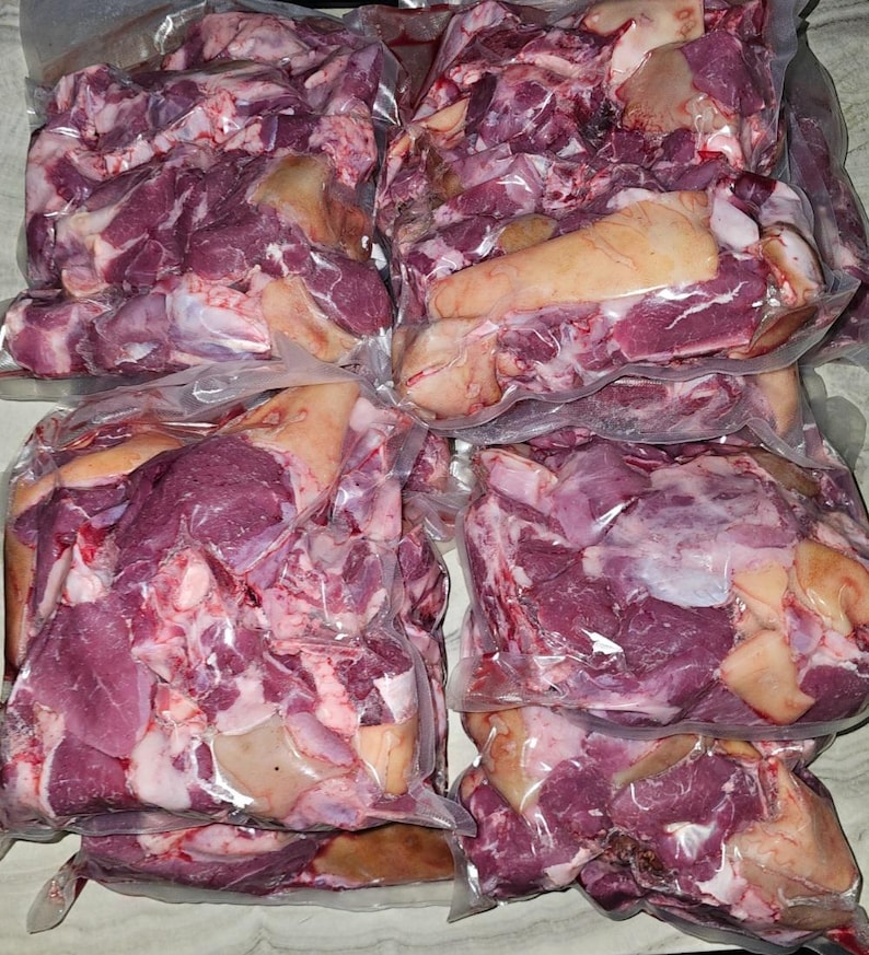 Fresh Farm Burnt Goat Meat Halal/goatmeat With Skin/with Intestines ...