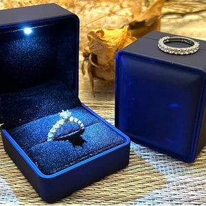 New Design LED Light Engagement / Wedding / Anniversary Jewelry Ring ...