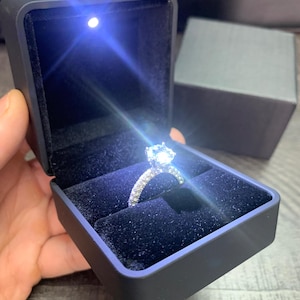 New Design LED Light Engagement / Wedding / Anniversary Jewelry Ring ...