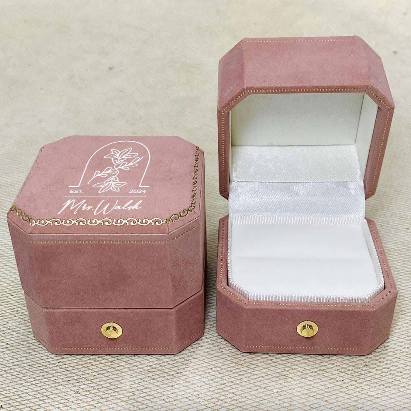 Personalized Custom Vintage Design Jewelry Ring Box for Wedding Ring ...