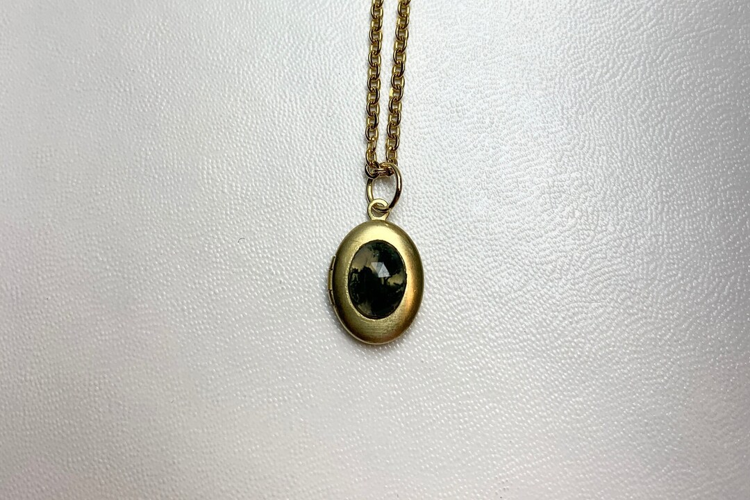 SMALL Antique Brass LOCKET With Faceted Moss Agate Cabochon on - Etsy