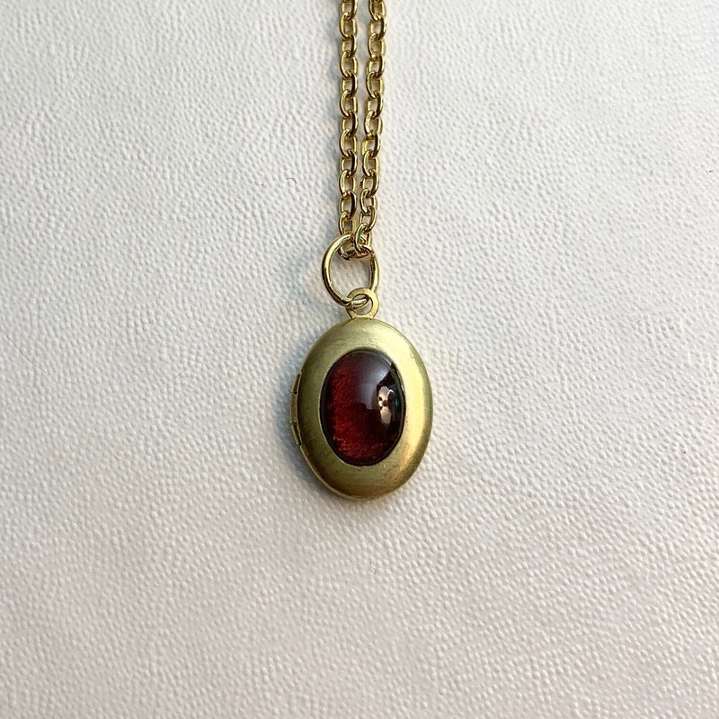 Vintage Locket Garnet - Etsy