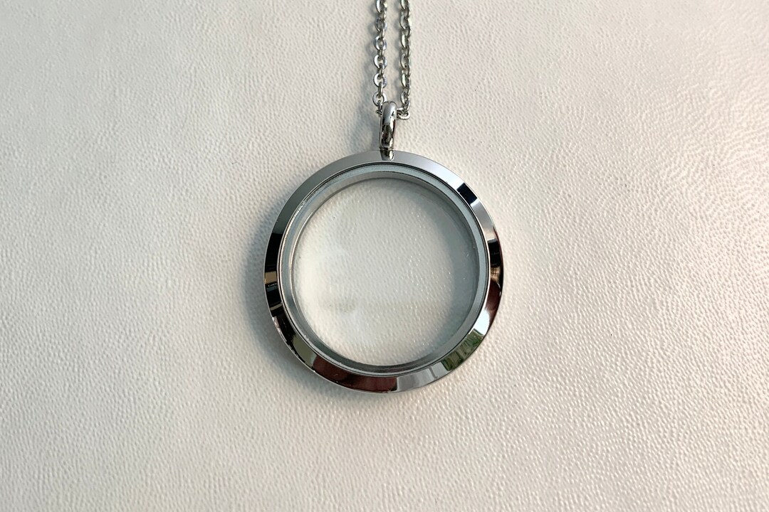 Floating Locket Necklace Stainless Steel And Glass On 18 Necklace For