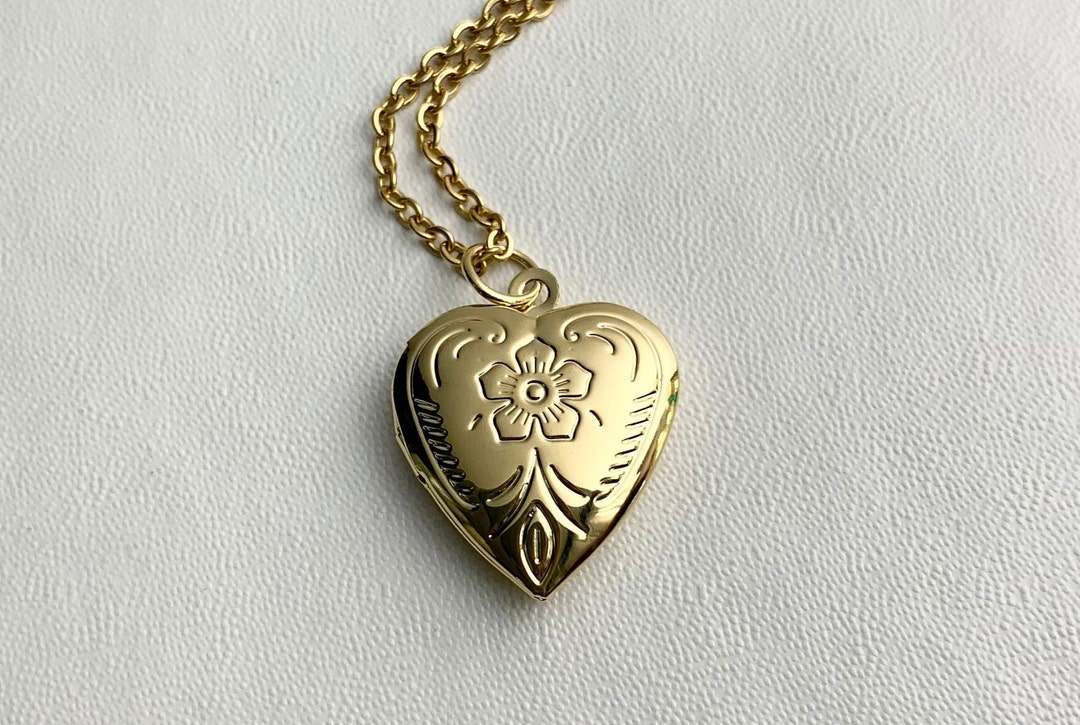 GOLD HEART LOCKET on Necklace. Antique Style Etched Design. 14k Gold ...