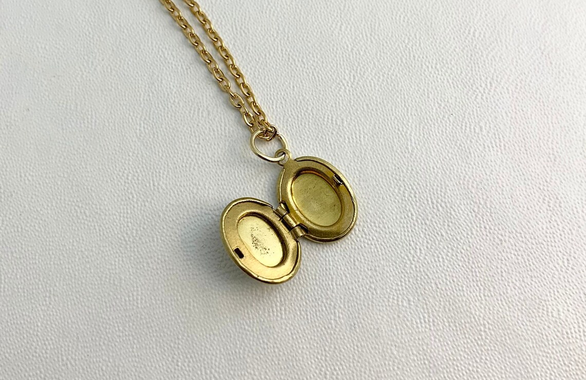 SMALL Antique Brass LOCKET With Vintage Oval Glass Yellow Rose Cabochon ...