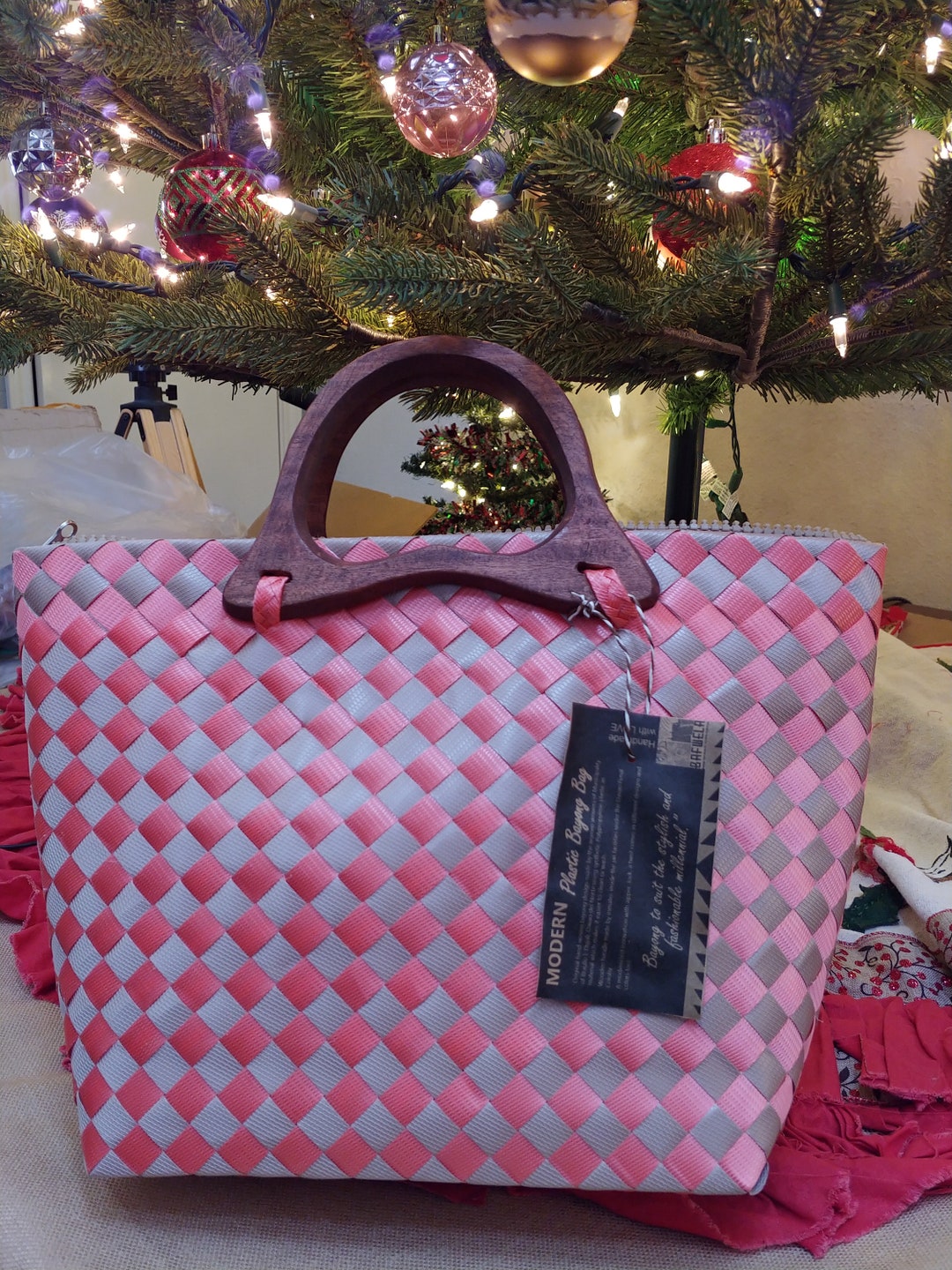 Modern, Stylish and Fashionable Handwoven Plastic Bag (bayong) Pink and ...