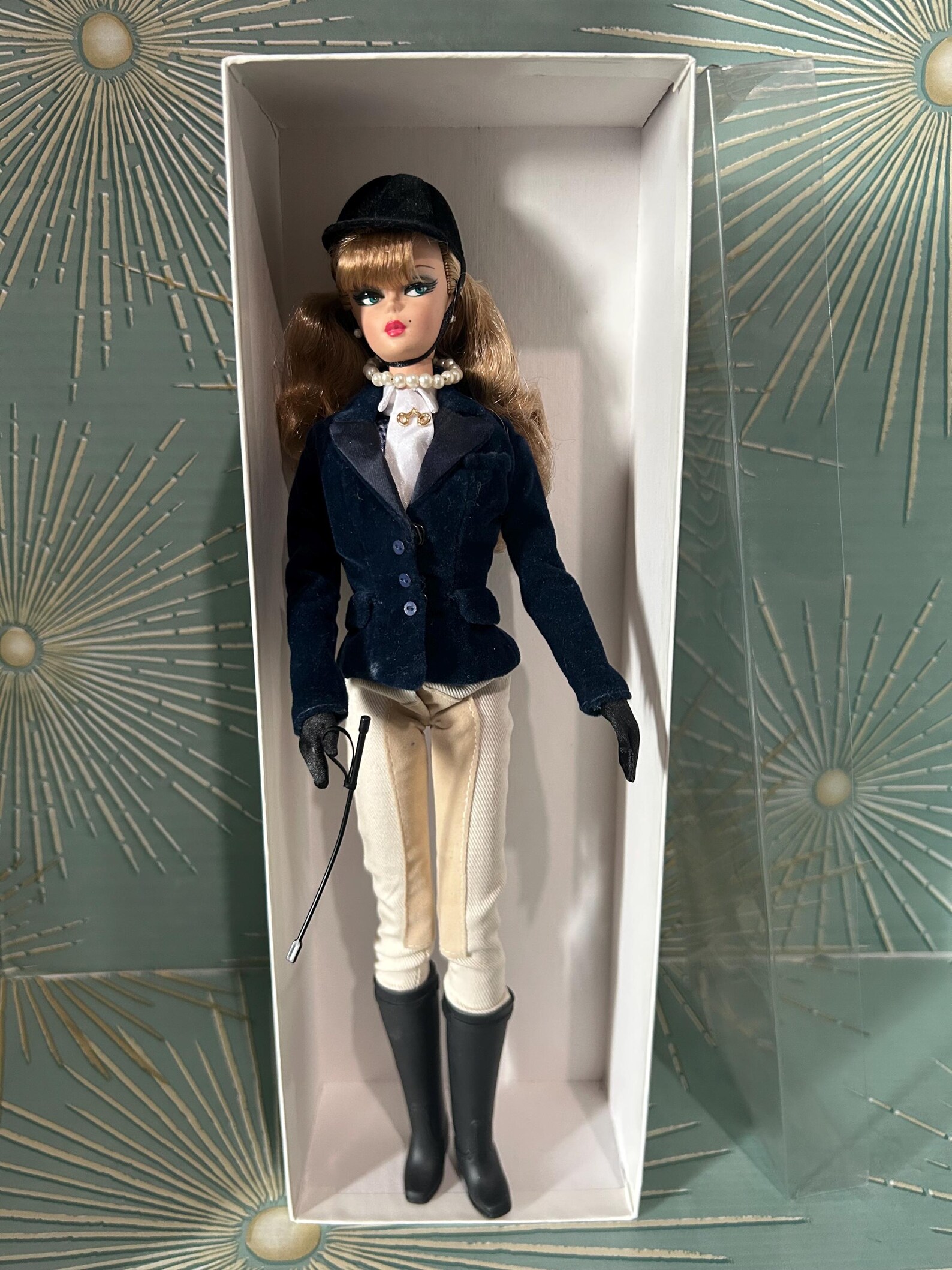 Vintage 2000s Silkstone the Secretary Barbie in Gold Label High ...
